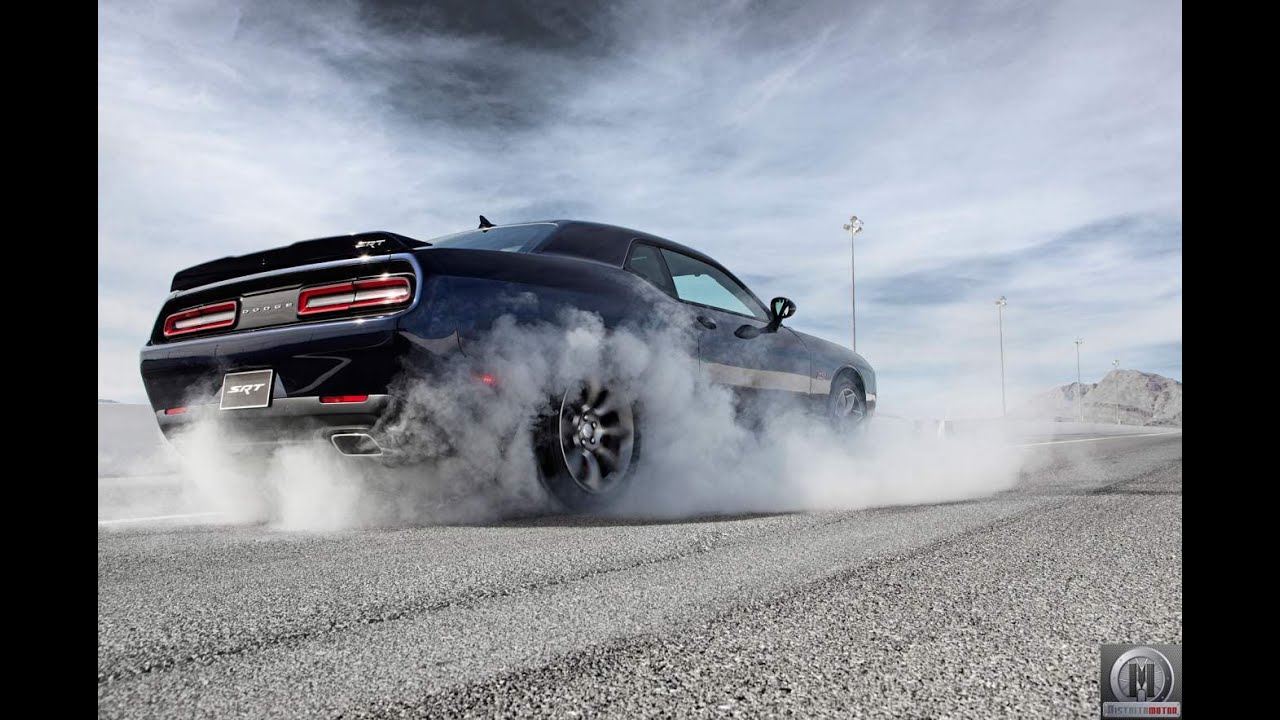 🔥 Dodge Challenger SRT Hellcat ENGLISH VERSION - YouTube