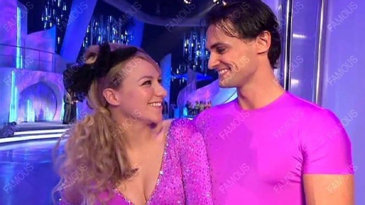 Chloe Madeley and Michael Zenezini DOI 2011 - YouTube