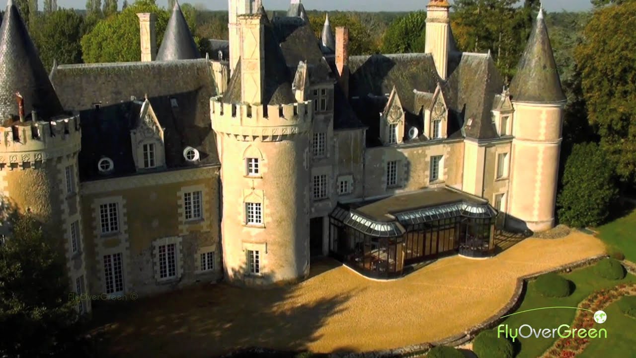 Golf Du Chateau Des Sept Tours - drone aerial video - Overview (short ...