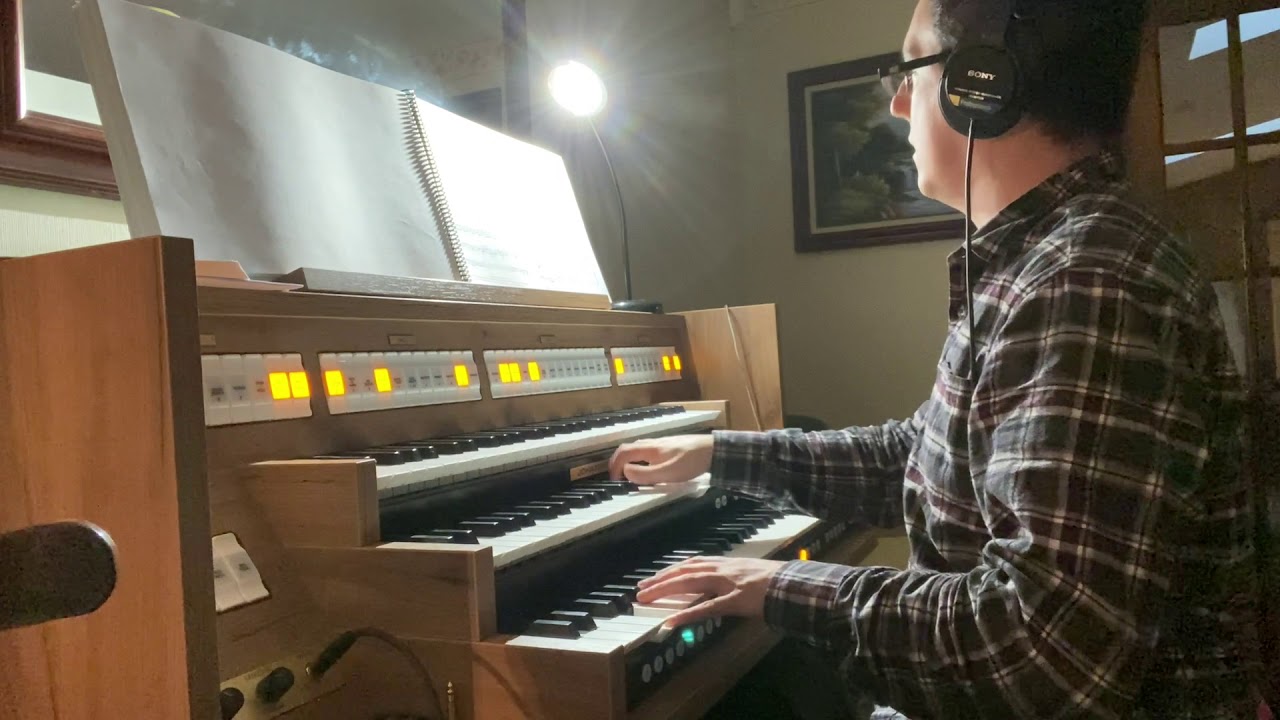 Basse de Cromorne-Clerambault - YouTube