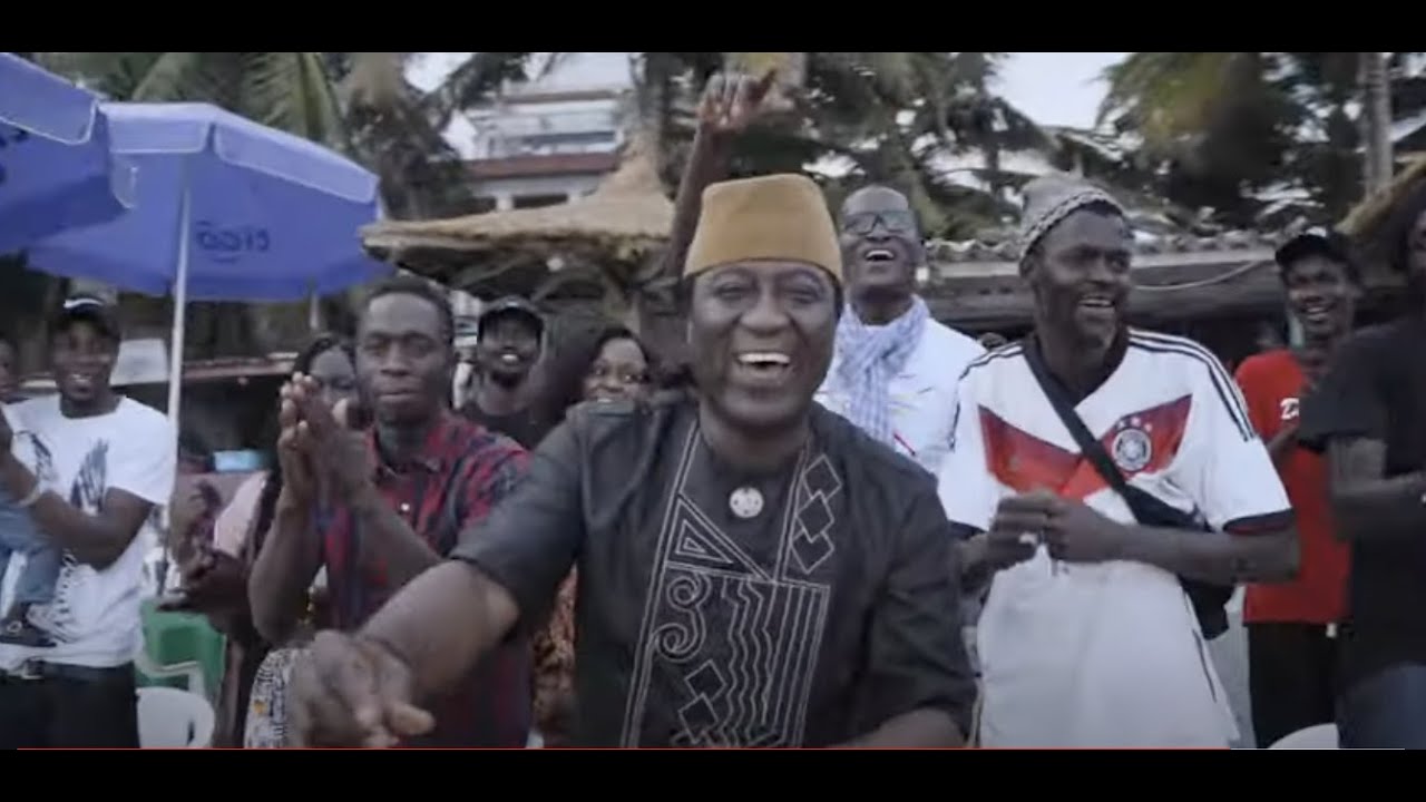 Élage Diouf - Cool Fine Nice - Clip Officiel - YouTube