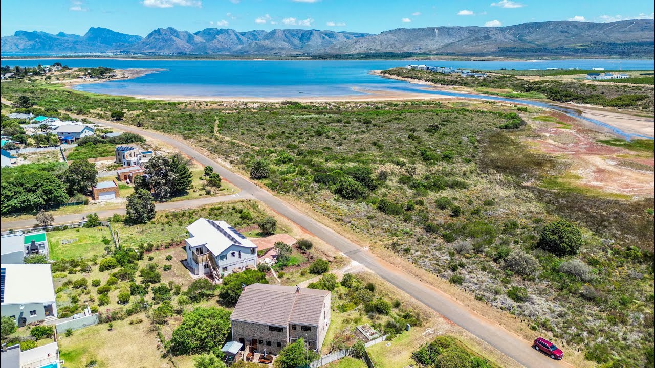 House with views for sale in Fisherhaven, Hermanus, South Africa : R3 ...