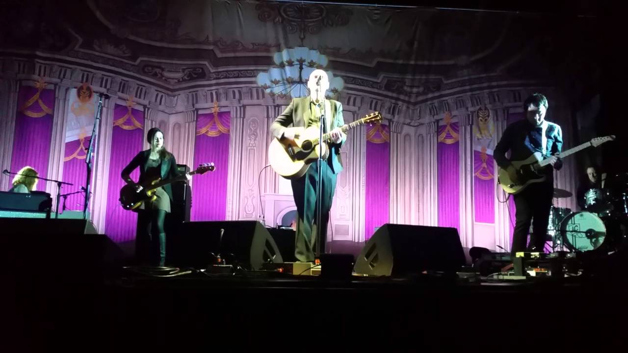 The Smashing Pumpkins - Spaceboy - YouTube