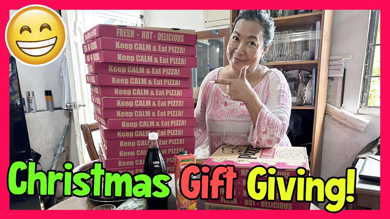 Christmas Day Gift Giving 2023 - YouTube