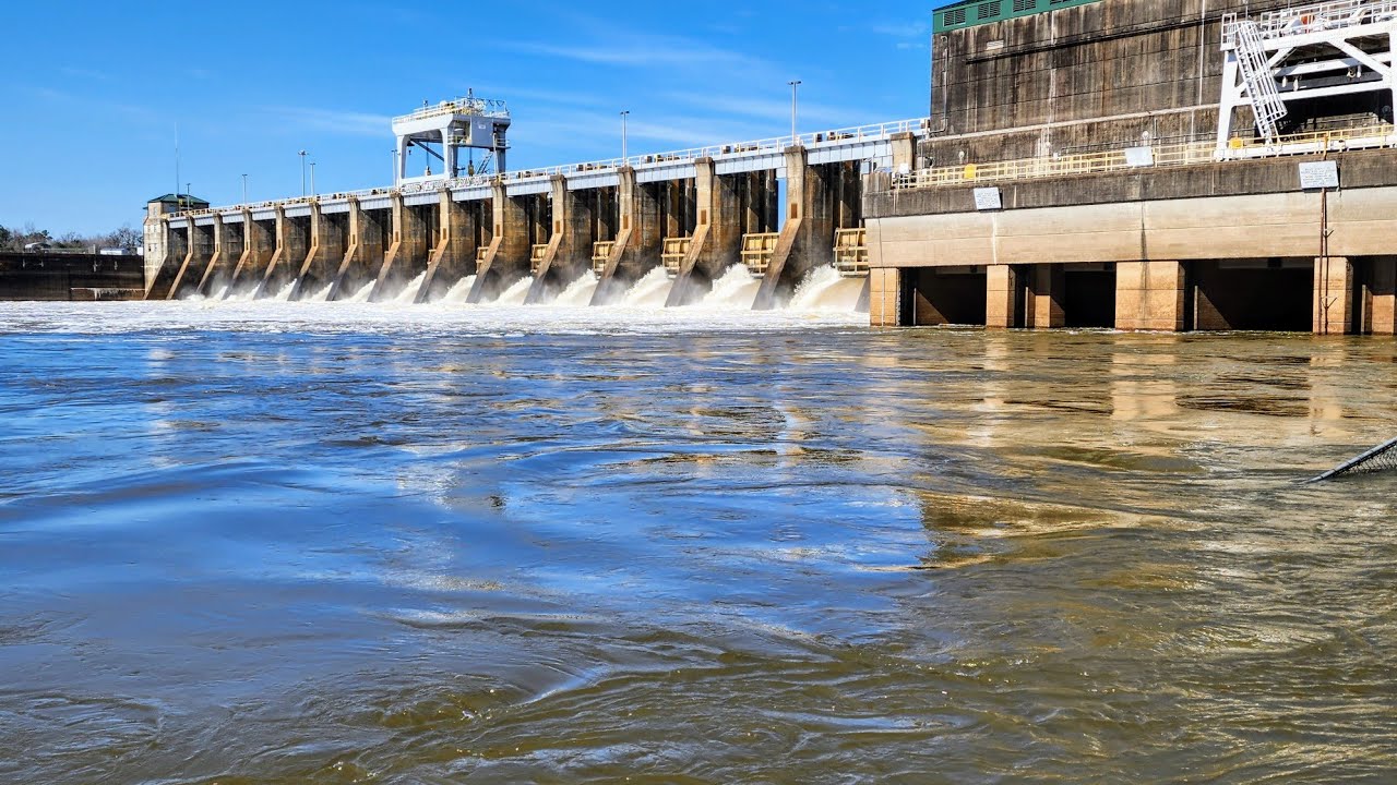 Fishing a Dam When The FLOOD GATES OPEN!! (Big fish) - YouTube