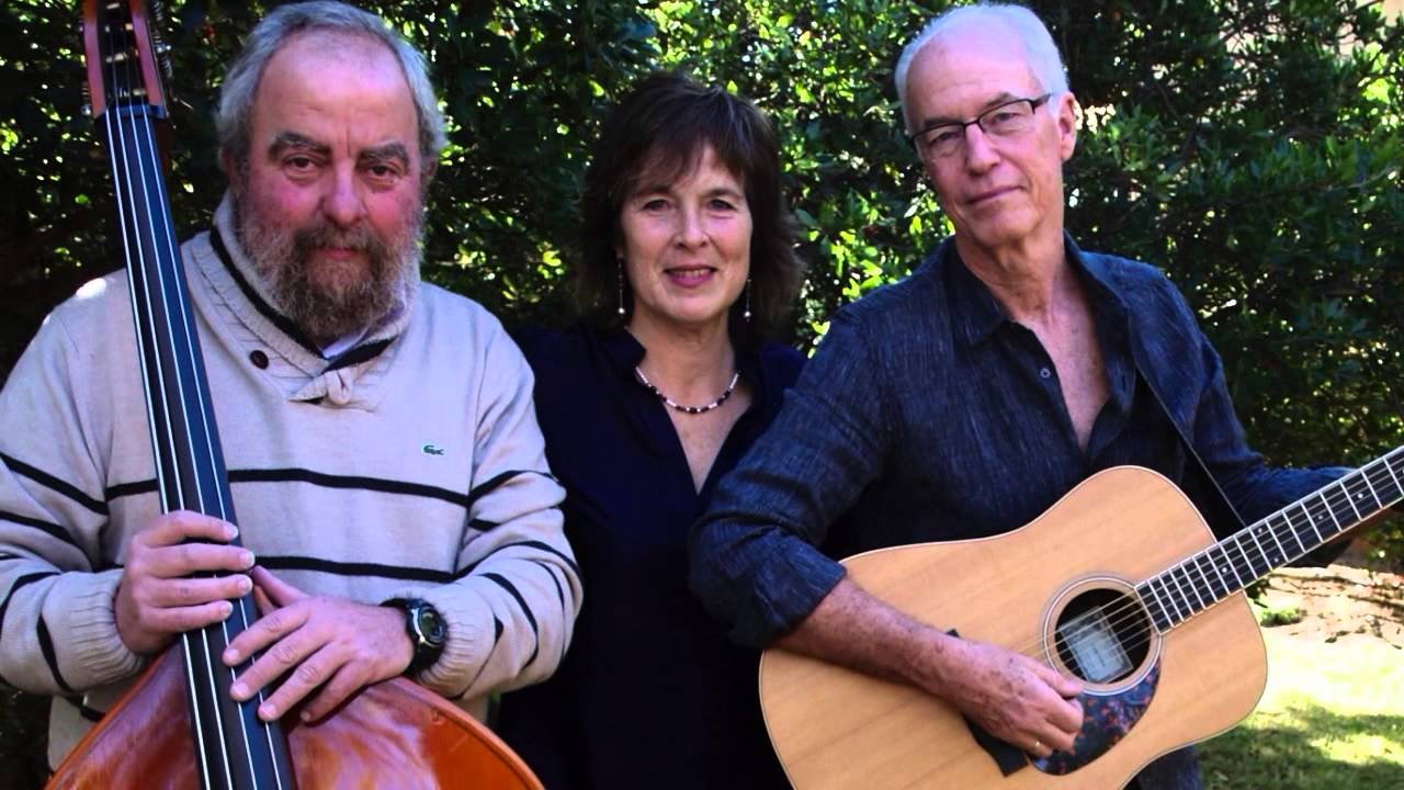 OVER THE MOON TRIO: RAGLAN ROAD - YouTube