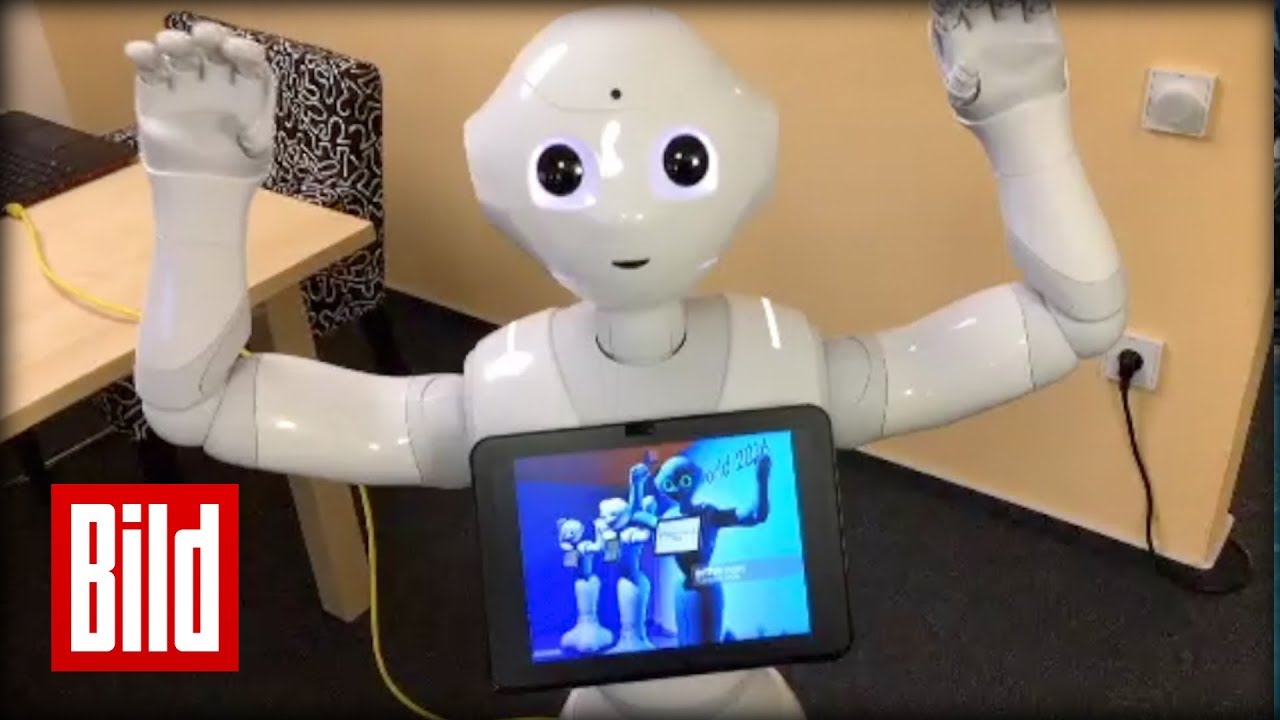 Roboter in der Krankenpflege - Das ist die Zukunft - YouTube