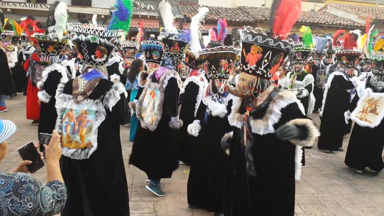 Chinelos en Tepoztlán, Mor - YouTube