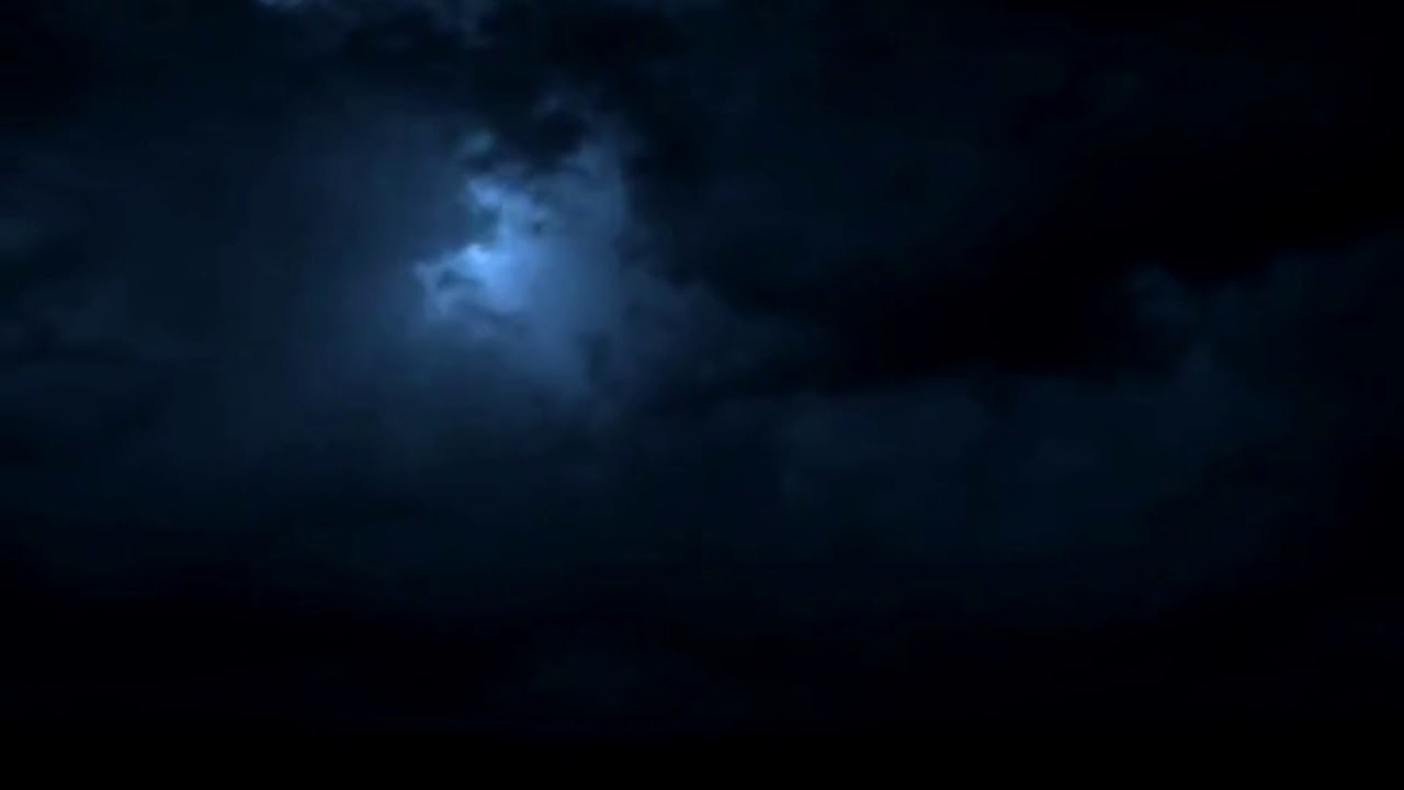 FREE 4K, NO COPYRIGHT, ROLLING THUNDER CLOUDS, MOTION GRAPHICS OVERLAY ...