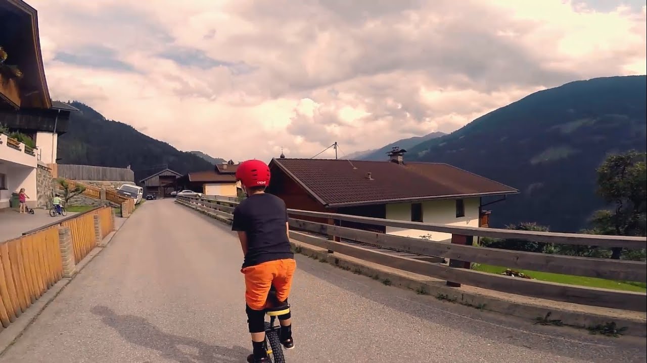 11 year old Unicycle Rider - GoPro Hero 4 and Feiyutech Wg - YouTube