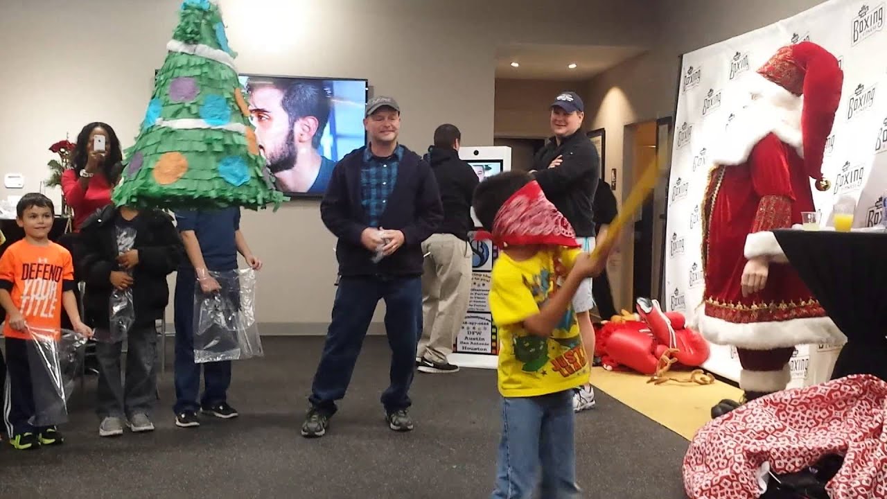 Christmas tree pinata at Maple Avenue boxing gym 2 - YouTube