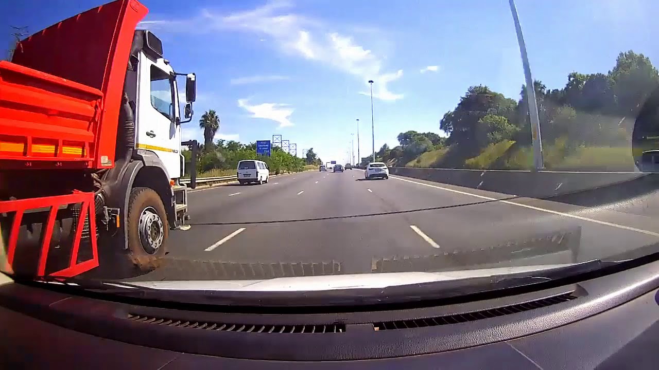 Driving to Alexandra Township - Informal Settlement - Johannesburg ...