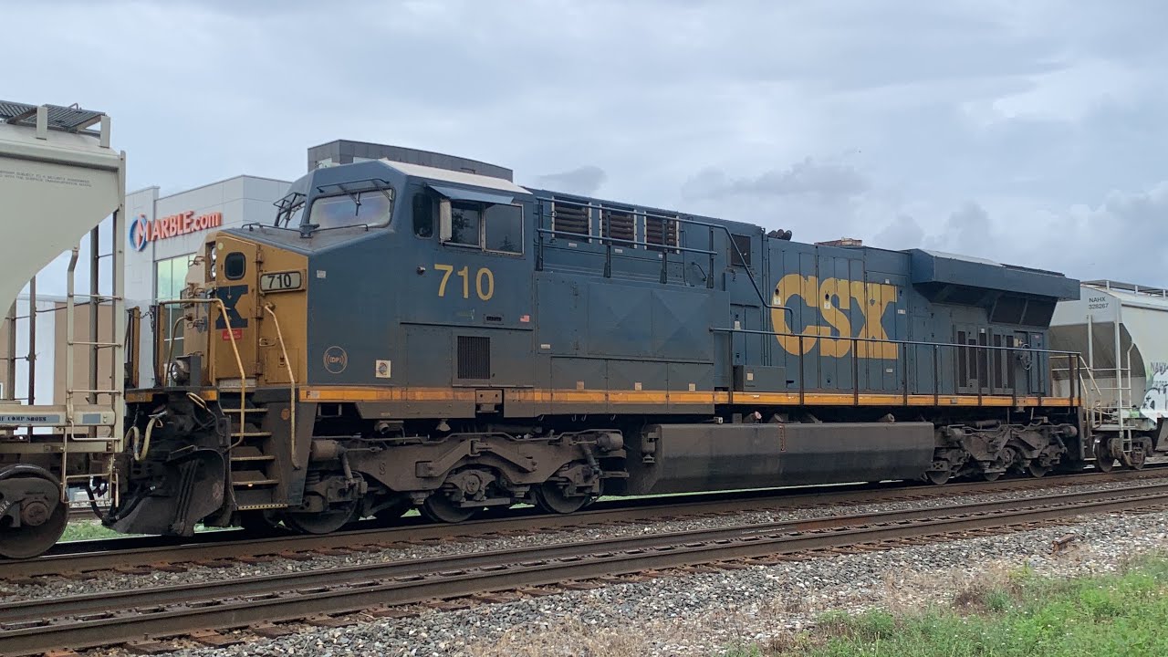 CSX M404-08 with 710 DPU - YouTube