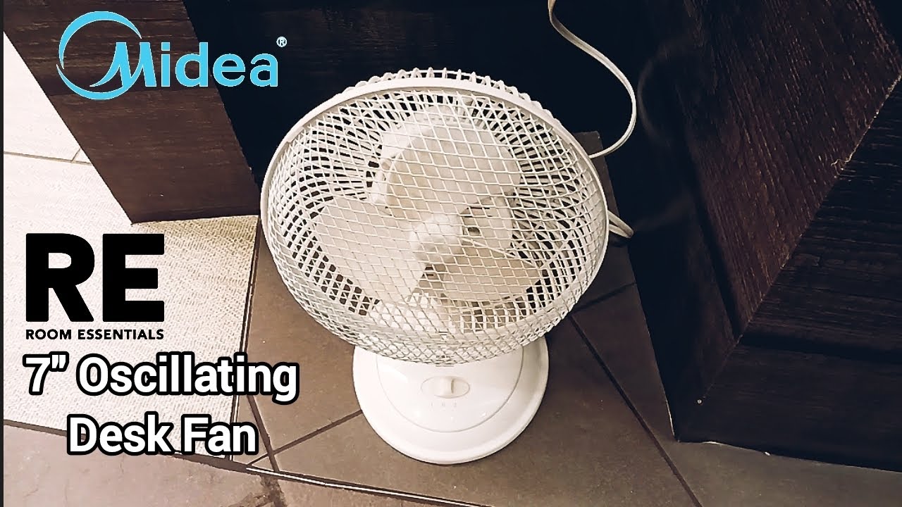 Room Essentials (Midea) 7" Oscillating Desk Fan - YouTube
