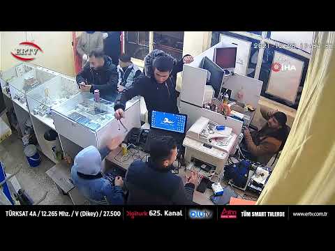 ADANA'DA SİLAHLI SOYGUN İÇİN GİRDİLER, HİÇBİR ŞEY ALAMADAN KAÇTILAR