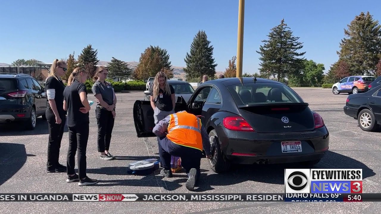 CarFit helps seniors to feel more safe in their vehicles - YouTube