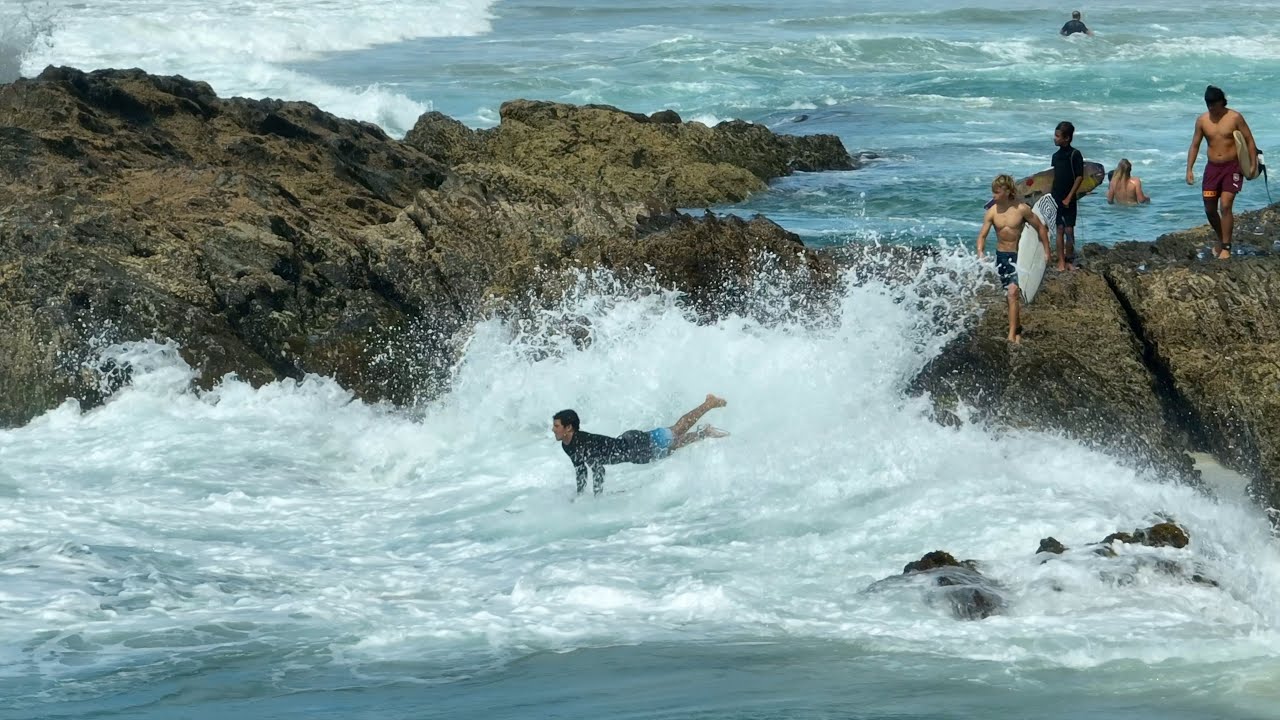 Making the Rock Jump at Snapper - YouTube