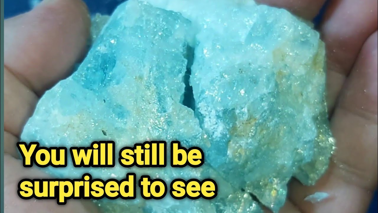 How to Get Gem Quality Aquamarine | High Quality Aquamarine Separation ...
