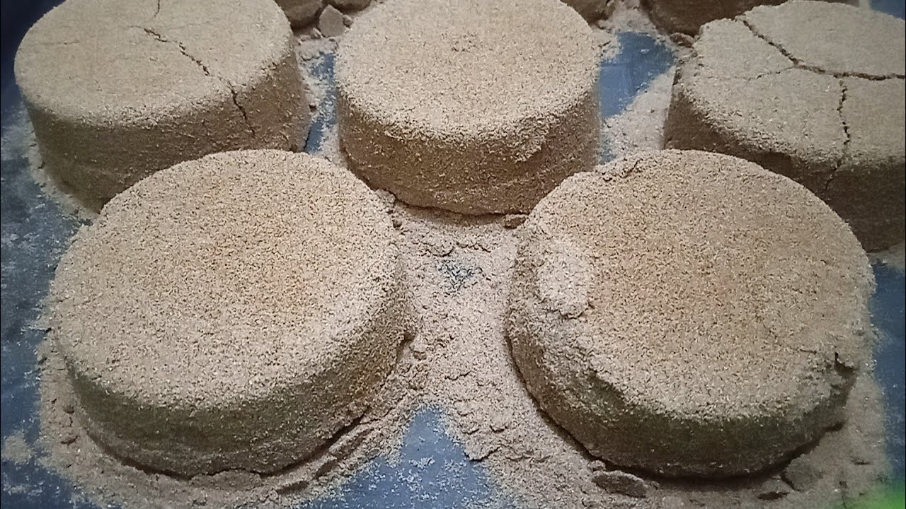 Crunchy crispy Charcoal chunks crumbling on paste mixing dust play 😋 ...