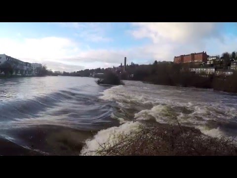 Flooding at the Lee Fields Cork, January 2016 - YouTube
