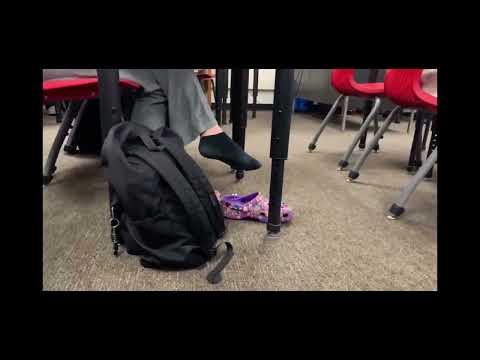 Crocs shoeplay
