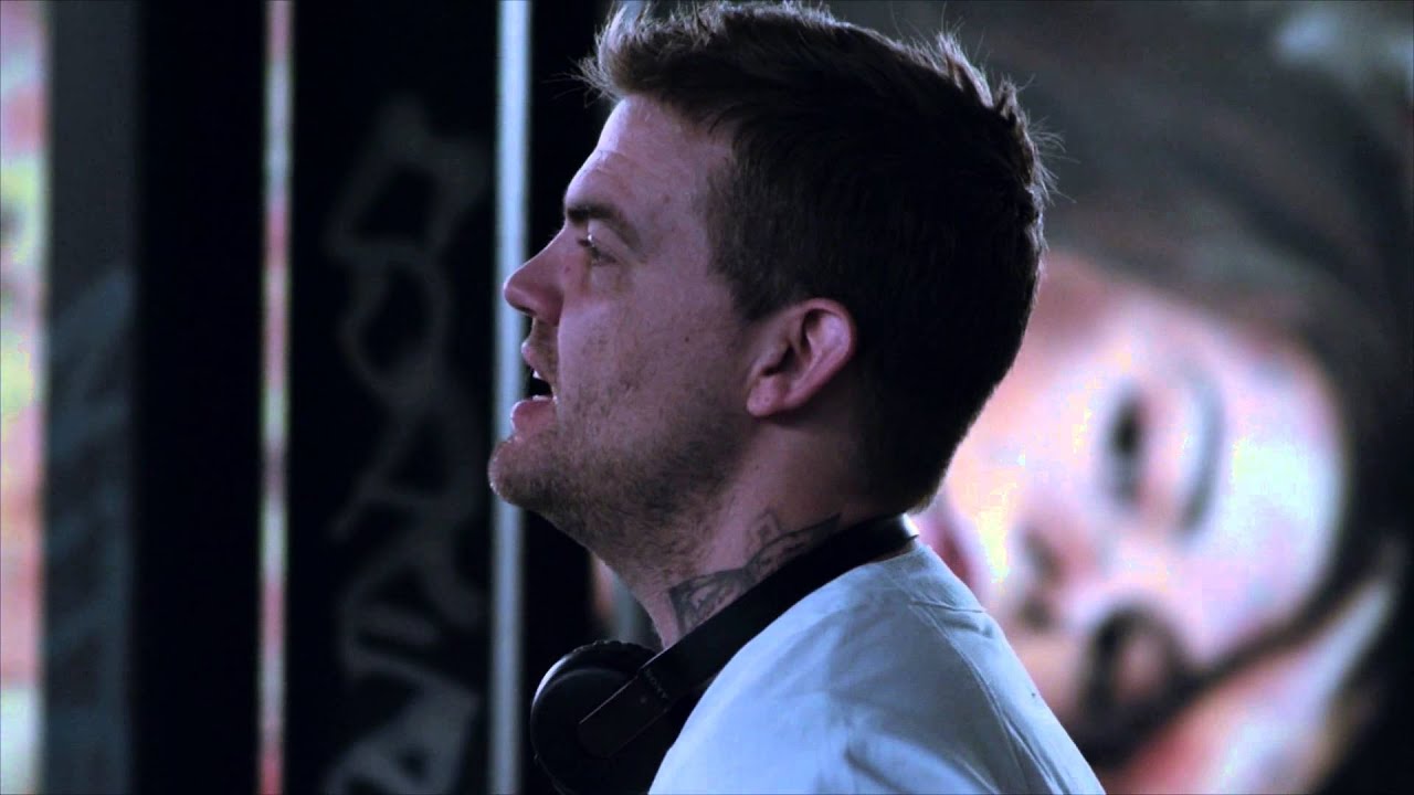 Super Mum - Ezra James (Feat. Dialekt & Jade Louise) - YouTube