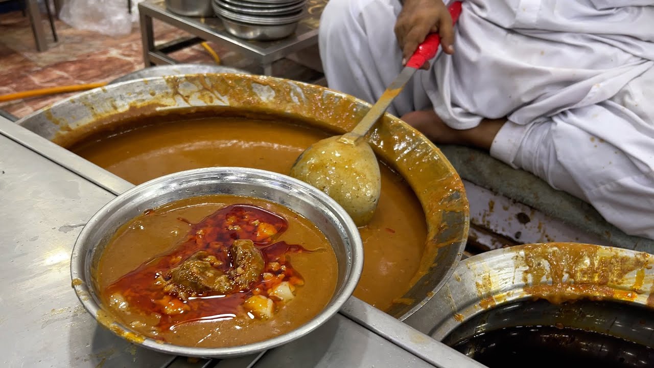 New Delhi Javed Nihari Karachi | Special Beef Brain Nihari | Pakistani ...