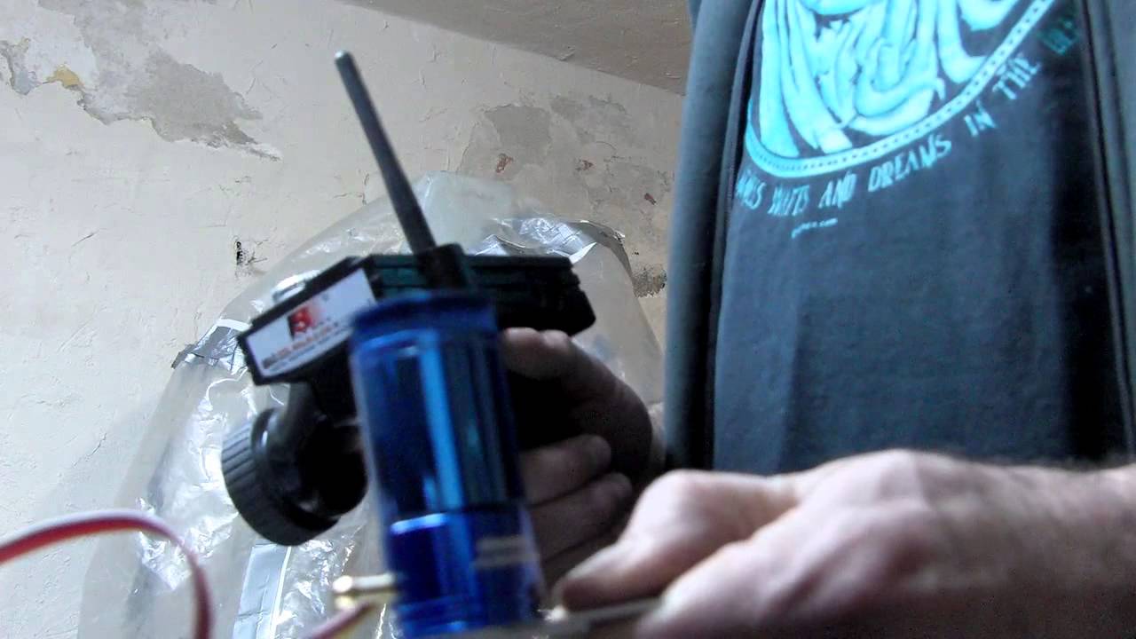 Turnigy AquaStar 2842-2800 Outrunner BLDC First Run - YouTube