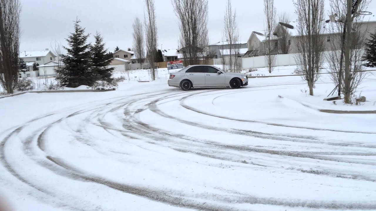 2010 Mercedes Benz C-Class Drifting in Snow - YouTube