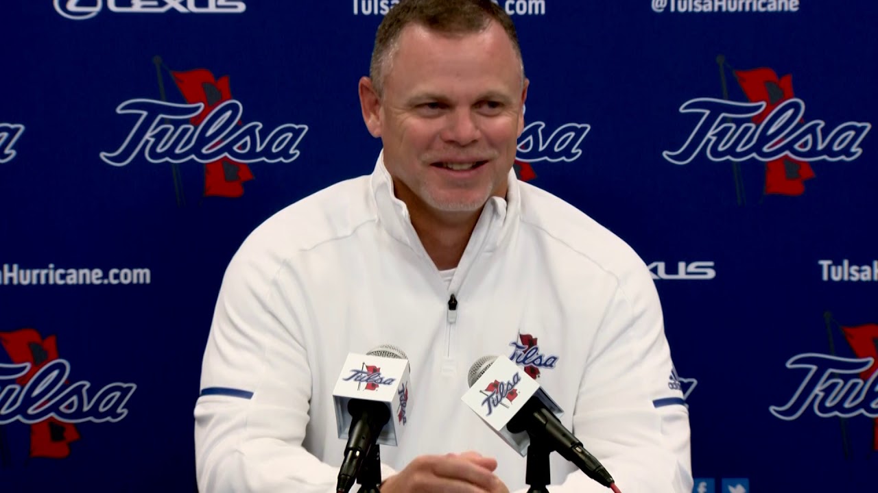 Coach Montgomery Press Conference - YouTube