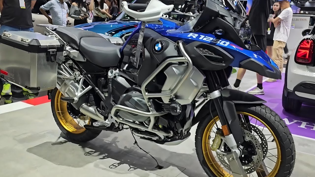 2024 BMW R 1250 GS Adventure for senior Raider - YouTube
