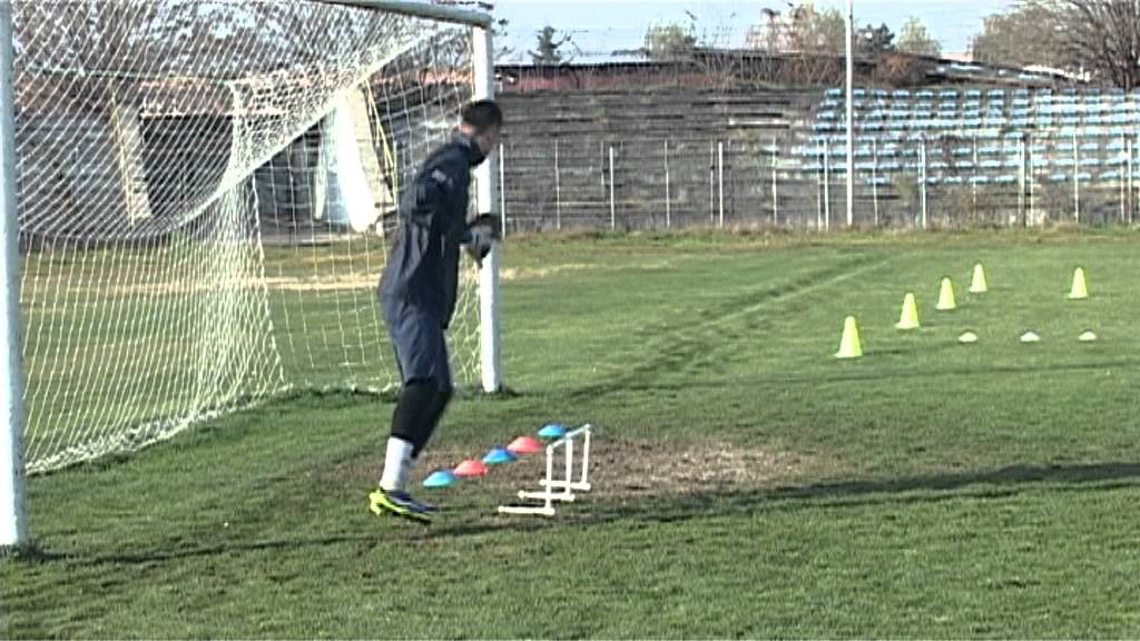 Trifan George Antrenament portari (goalkeeper training) - YouTube