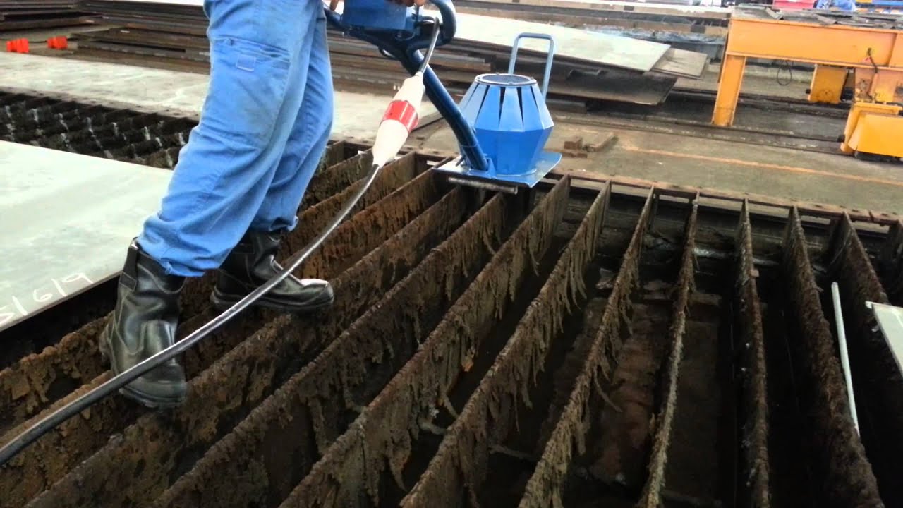 KOIKE Cutting table slag removal system - YouTube