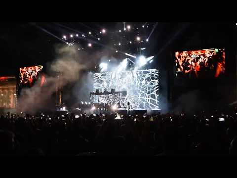 Calvin Harris F1 Singapore GP 2017 concert 1st 9mins