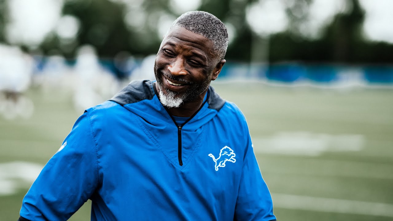 Dan Campbell on Defensive Coordinator Aaron Glenn Staying in Detroit ...