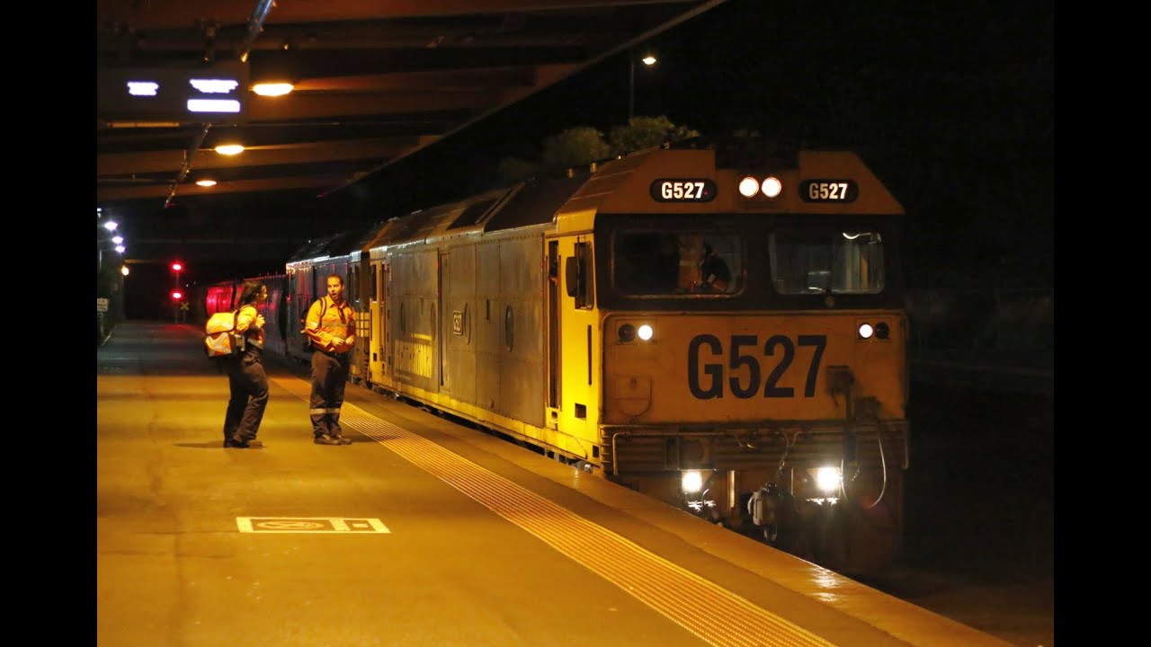 Aussie Grain Trains: 9045 and 9056 at Kangaroo Flat & Bendigo- 28th ...