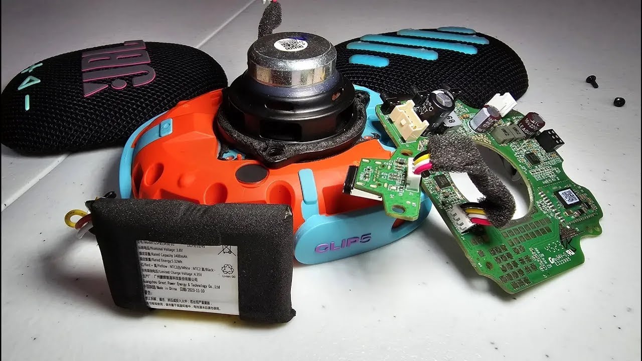 😨Disassembly Speaker JBL clip 5, Funky Black - YouTube