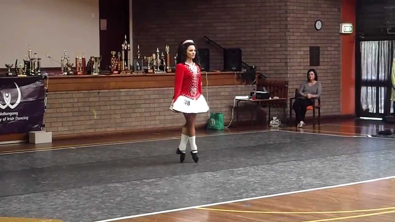 Eileen Wallace - Planxty Hugh O'Donnell - YouTube