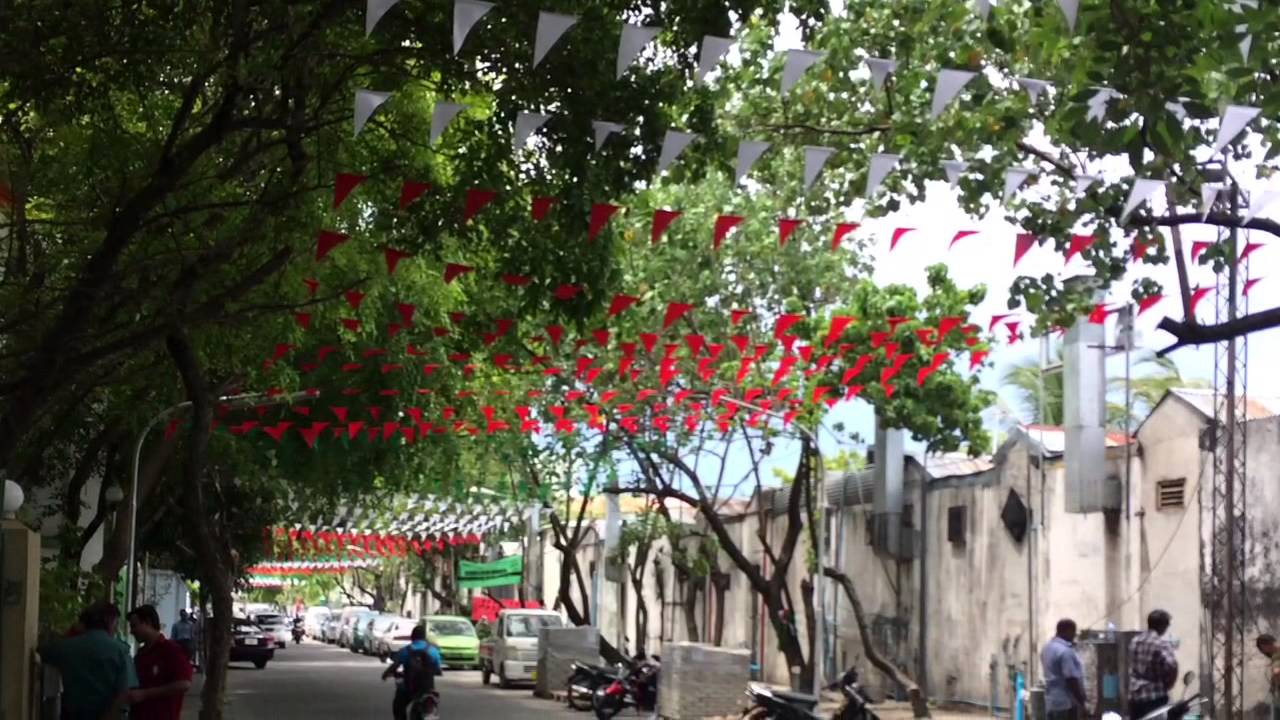 Exploring the Maldives: Hulhumalé, Malé and Villimalé - YouTube