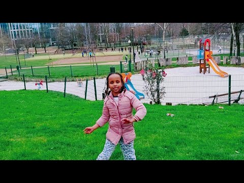 ciyaarta caruurta-maa weelada ciyaalka af somaali - YouTube