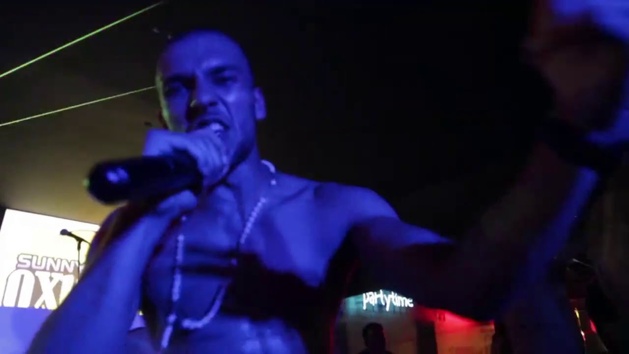 GARJOKA x VALLYORA - BOSSA NA SOSSA / SHEFA NA HUGH HEFNER / PLASHTAI ...