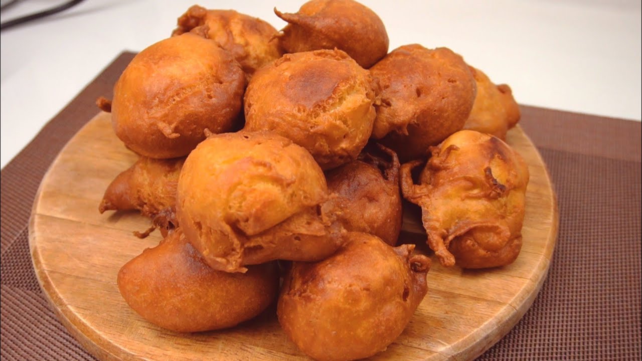 How To Make Crunchy Soft Mandazi Ugandan Food - YouTube