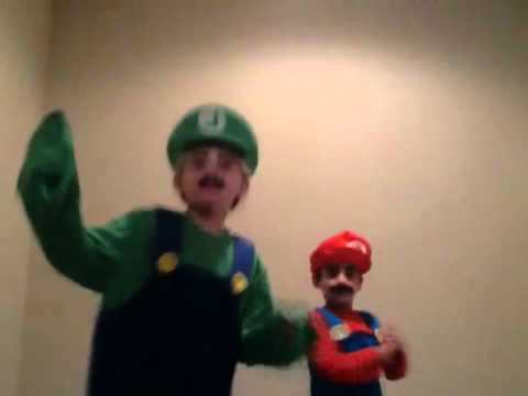 Mario and Luigi Dance - YouTube