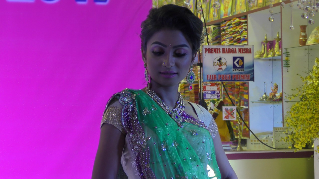 Mangala Theebam Fashion Show Ultra HD 25-03-2017 - YouTube