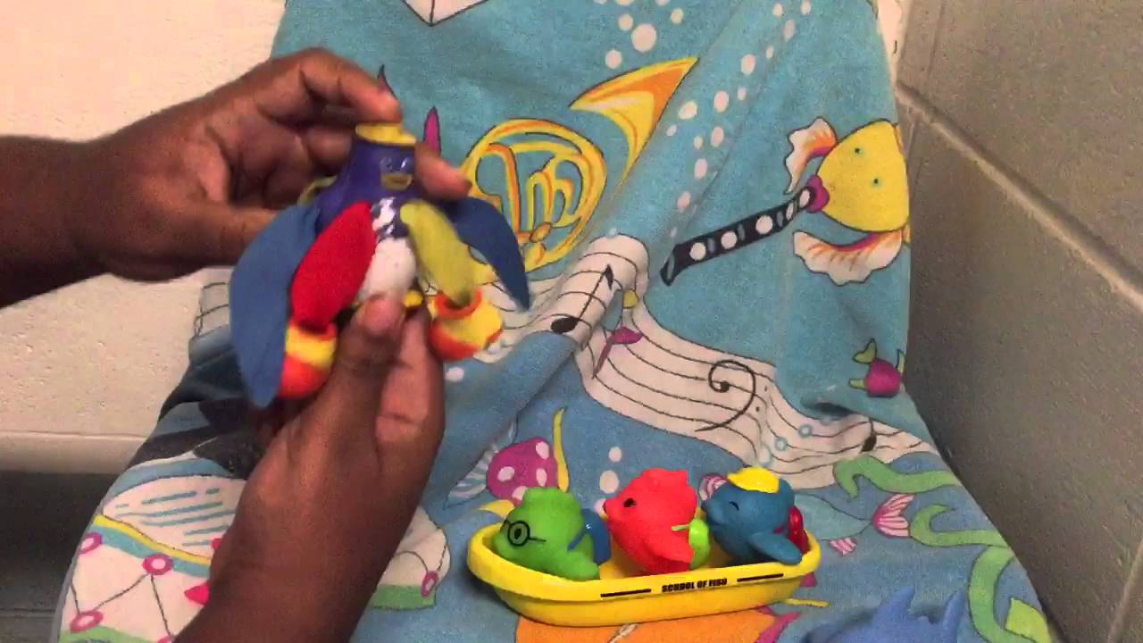 Keaton and Tony the Octopus Sing Along - YouTube