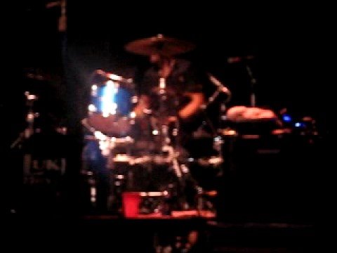 Kent Slucher drum solo - YouTube
