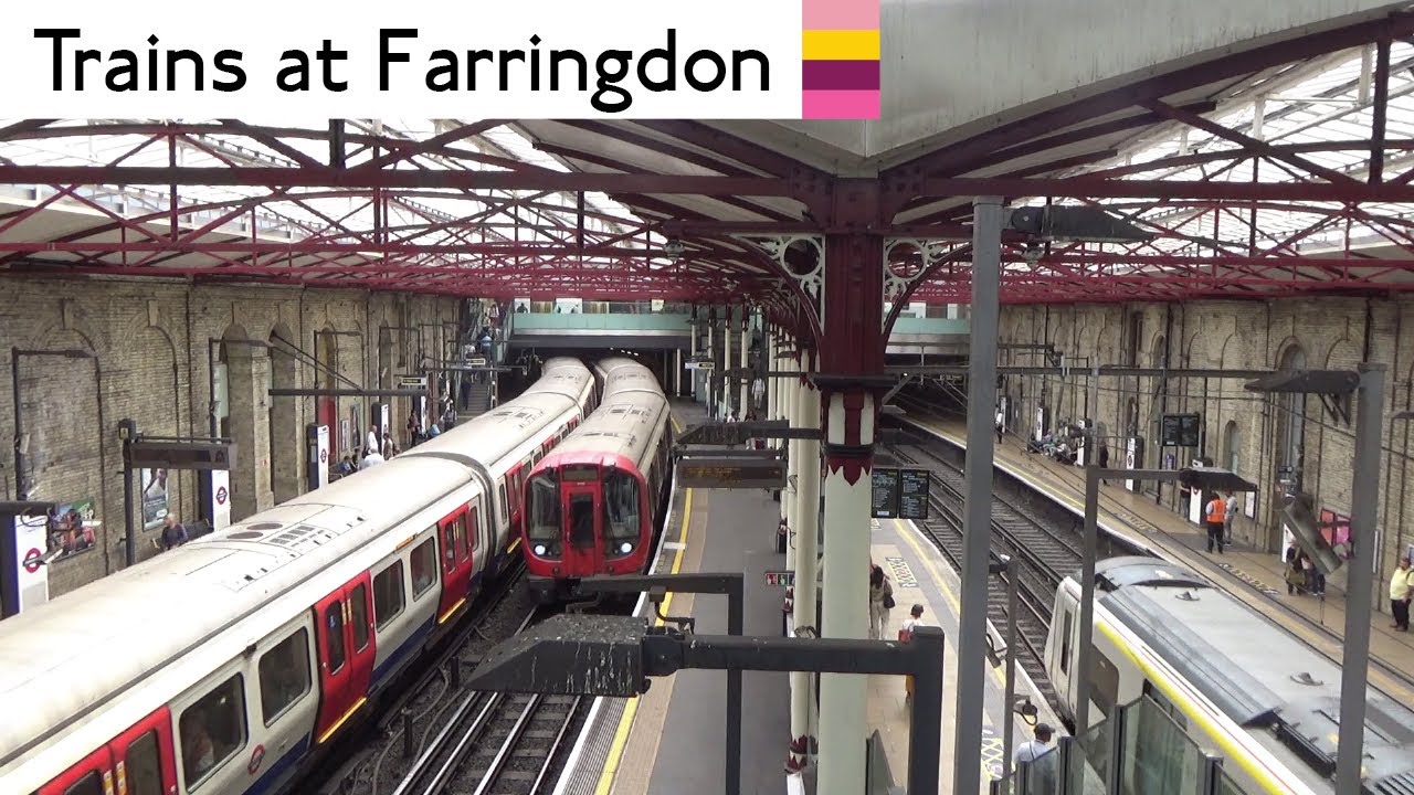 Thameslink/London Underground: Trains at Farringdon - YouTube