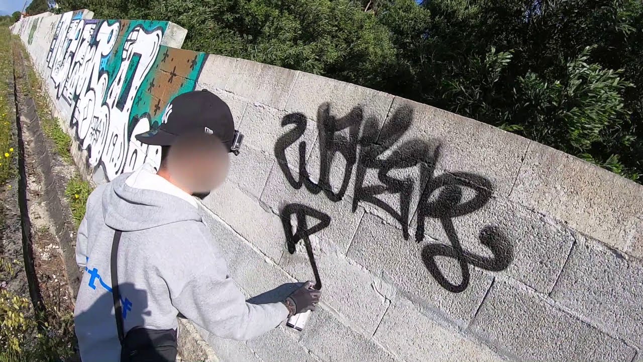 Tagging and Bombing Mission 19 - YouTube