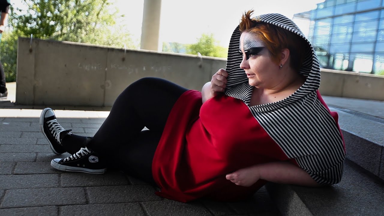 Christin Thomsen: Ein XXL Model auf Erfolgskurs - YouTube