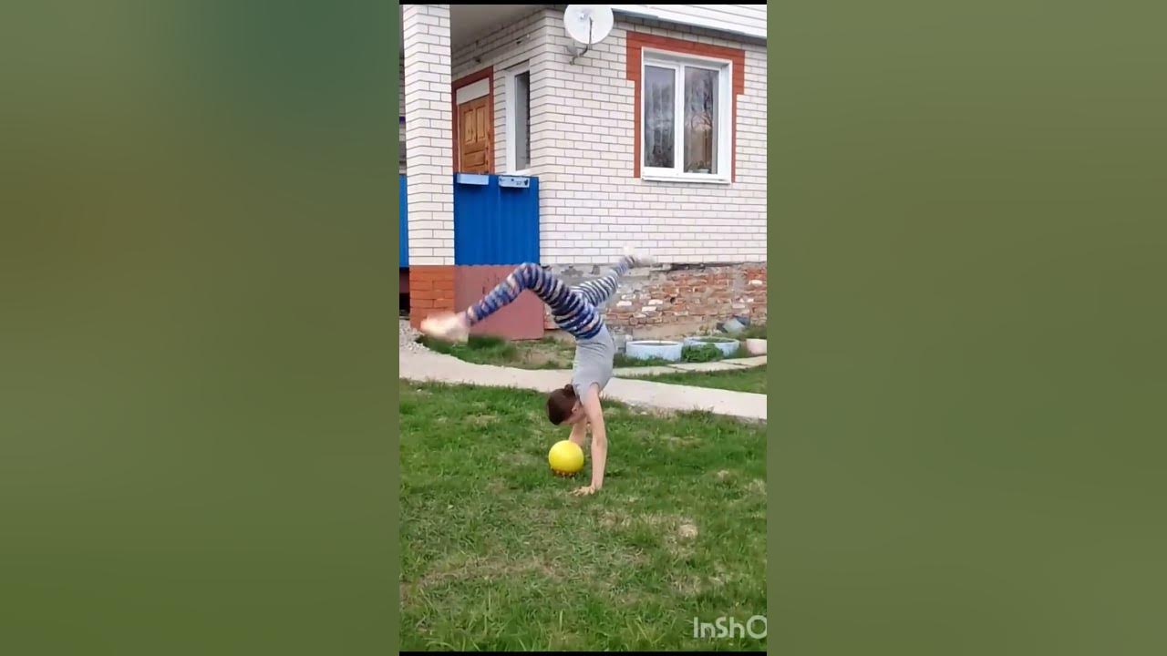 Переворот с мячом в руке ️ Youtube